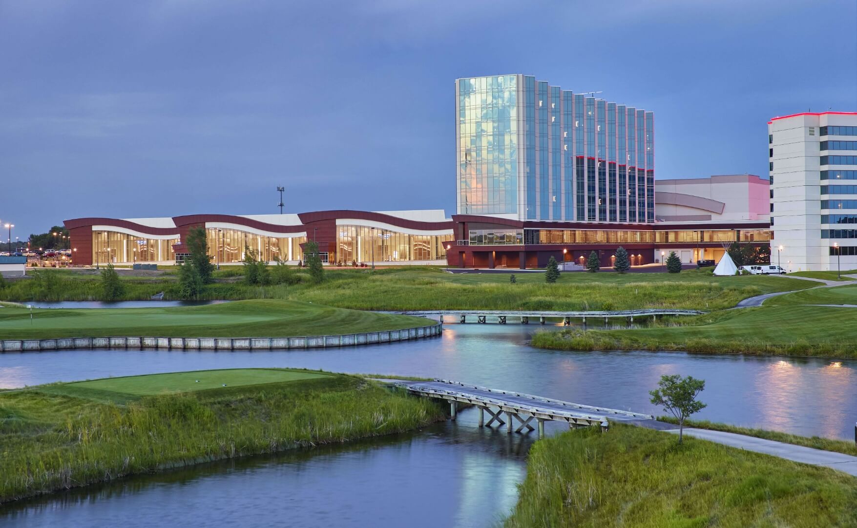 Mystic Lake Center and Promenade Hotel Tower