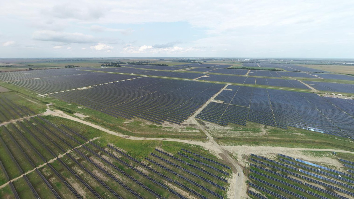 Solar Energy | PCL Construction